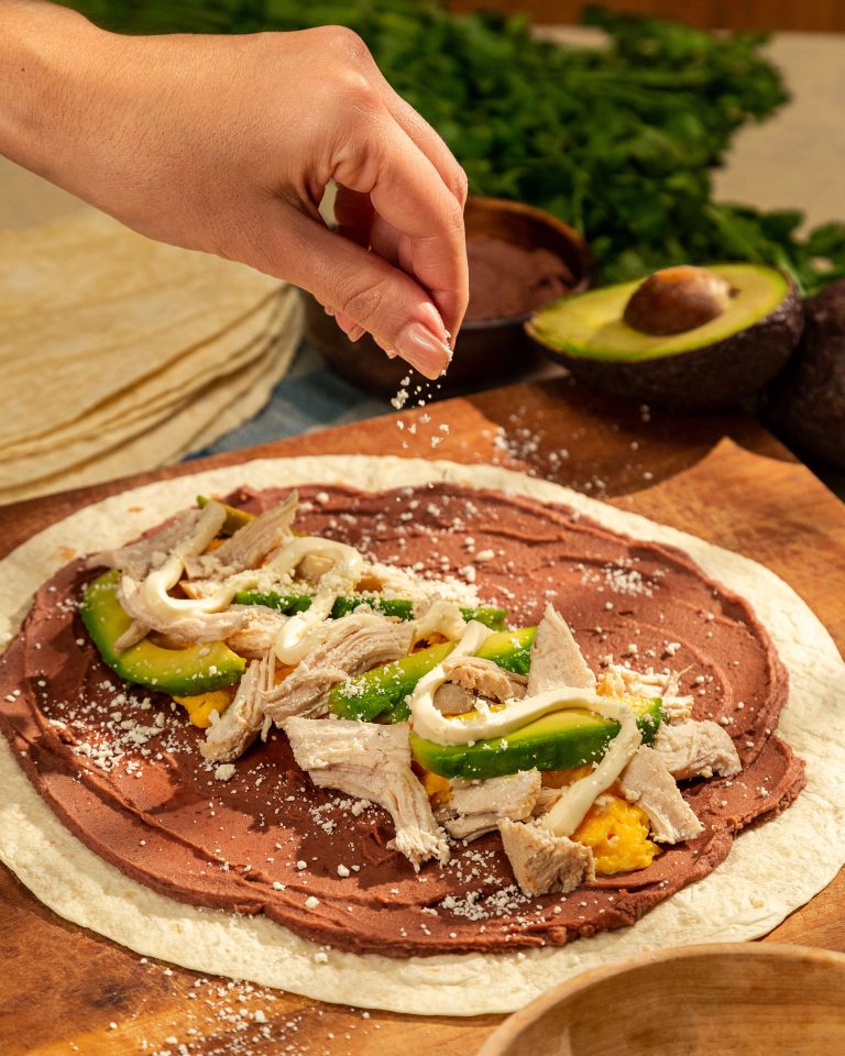 Baleadas Hondureñas con Pollo – Pollo Rey